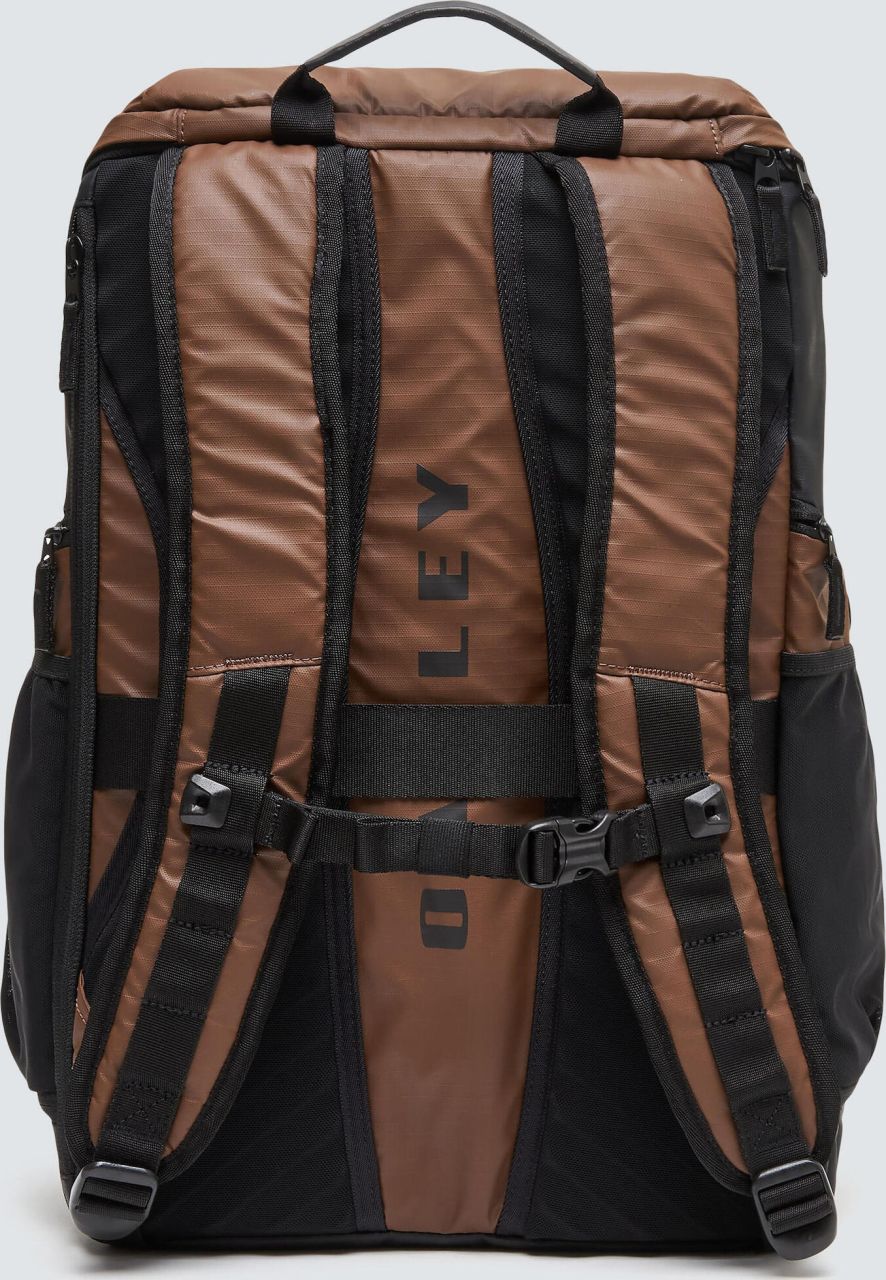 Oakley Road Trip RC Backpack | SportFits Shop
