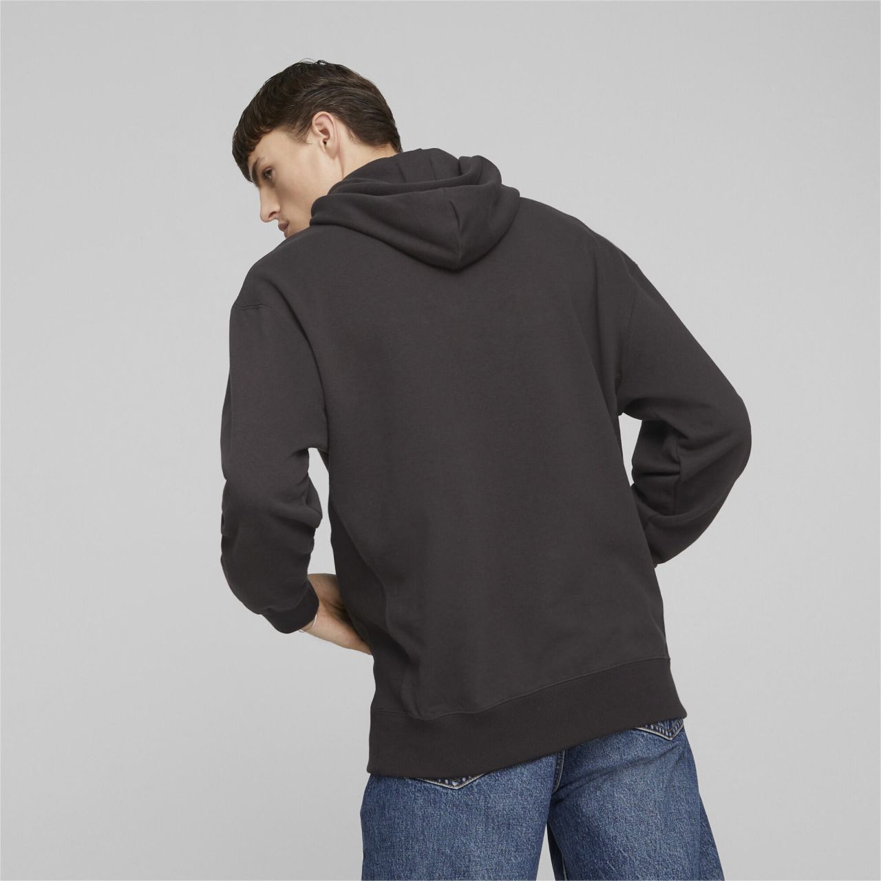 Puma Downtown Graphic Hoodie TR | SportFits Shop