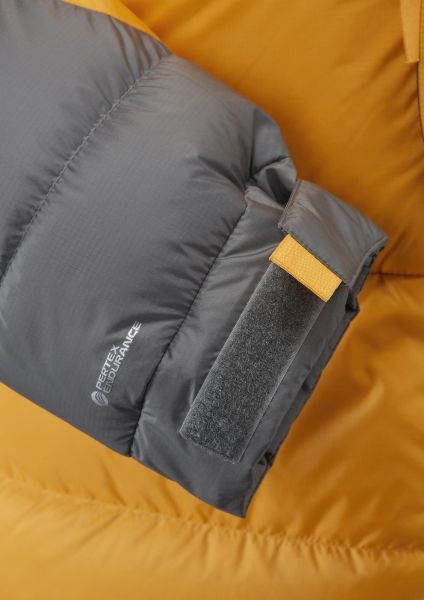 Rab Expedition 8000 Jacket - Unisex's insulation jacket for backcountry ...