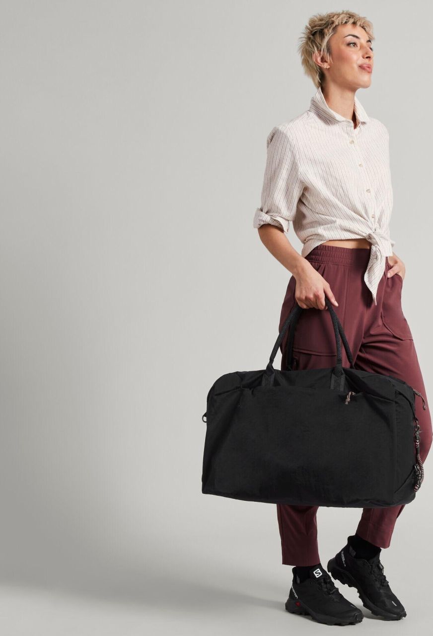 Kathmandu Kamana Weekender Bag | SportFits Shop