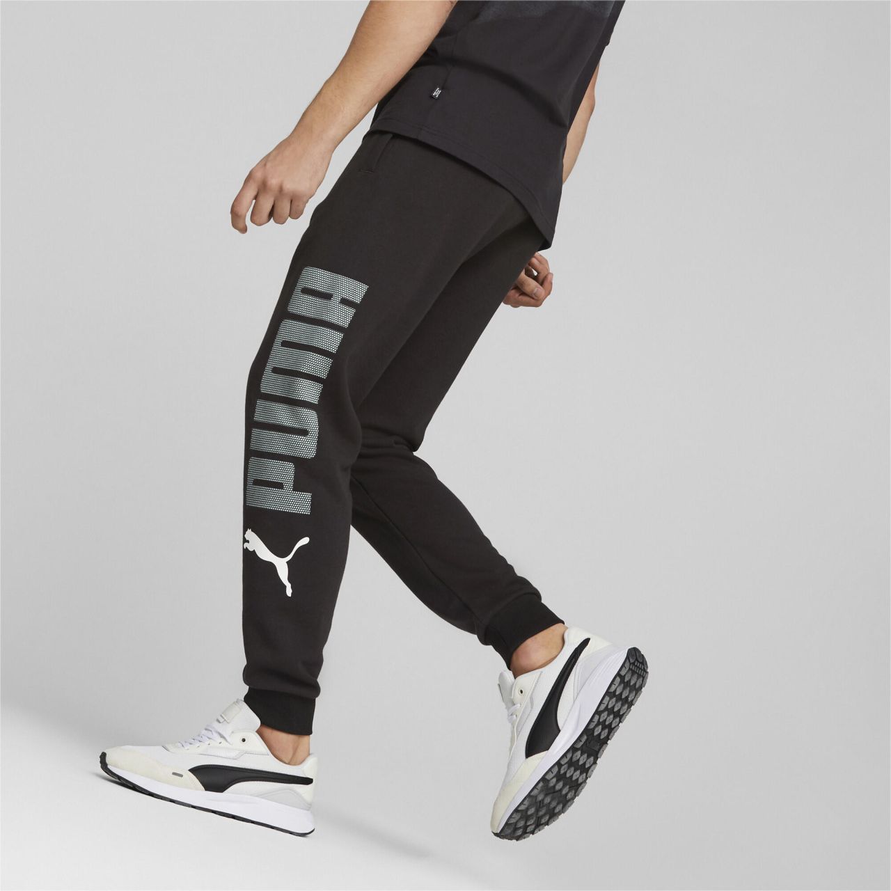 Puma Essentials+ Logo LAB Sweatpants TR cl | SportFits Shop