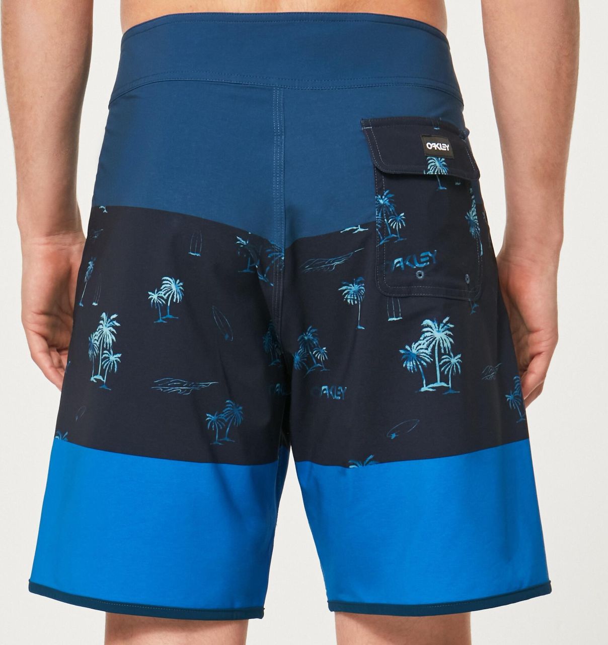 Oakley Tropics ST 19"RC Boardshort | SportFits Shop